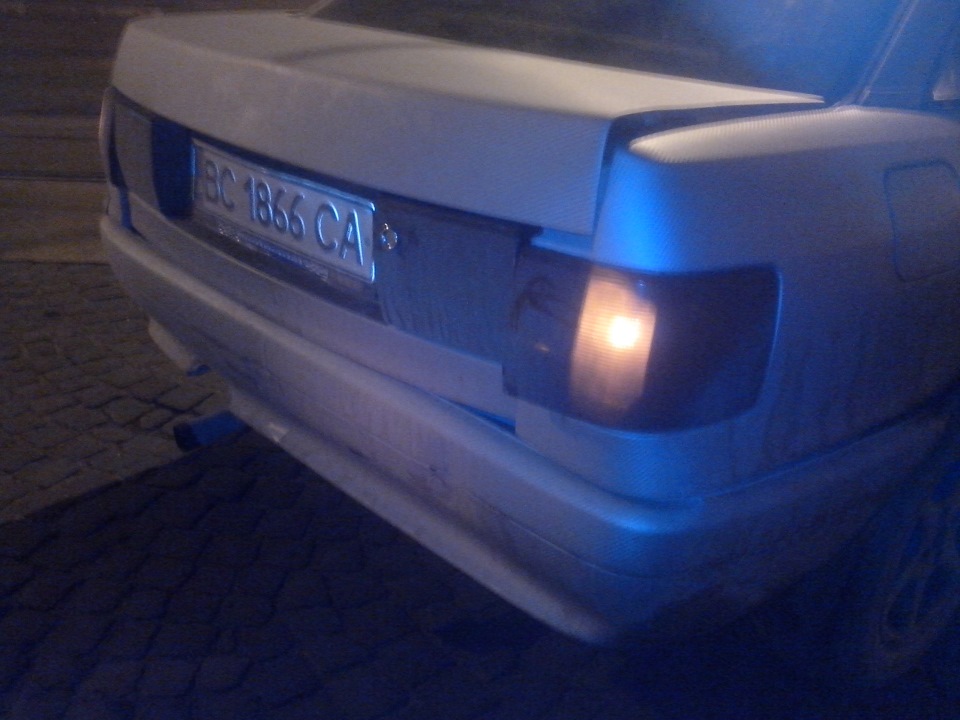 случилась такая неприятность — Audi 80 (B3), 1,8 л, 1988 года | ДТП ...