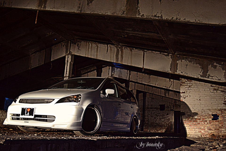 Photo Honda Stream "RoyaL Stance" — DRIVE2
