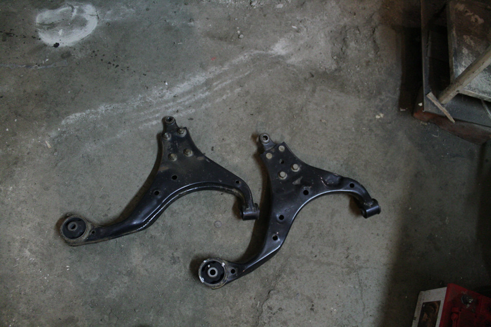 замена сайлентблоков передних рычагов, шаровых, масла и фильтров ...