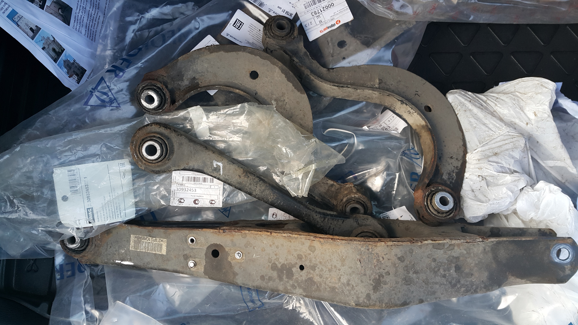 Любишь кататься, люби и саночки возить! — Volkswagen Passat Variant (B7 ...