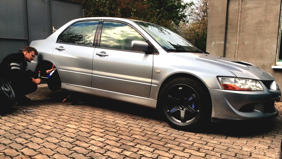 Rays TE 37 SL 9.5 да будет раскатка — Mitsubishi Lancer Evolution VIII ...