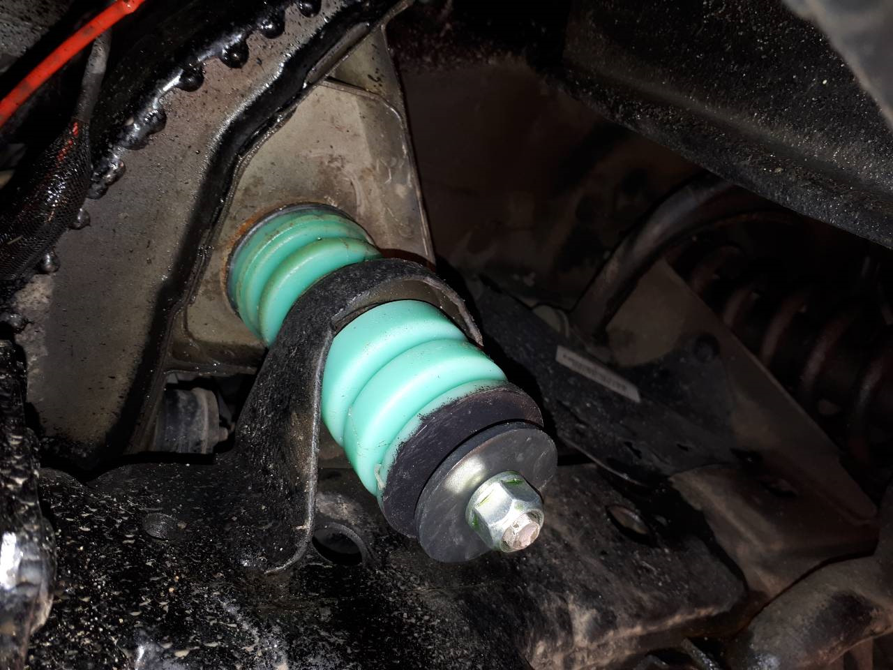 Замена подушек(опор) кузова — Toyota Land Cruiser Prado 120-series, 4 л ...