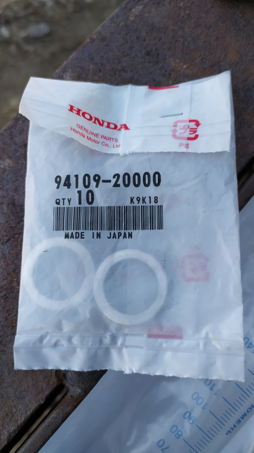 Масло в редуктор Eneos и замена пыльников передних амортизаторов ...