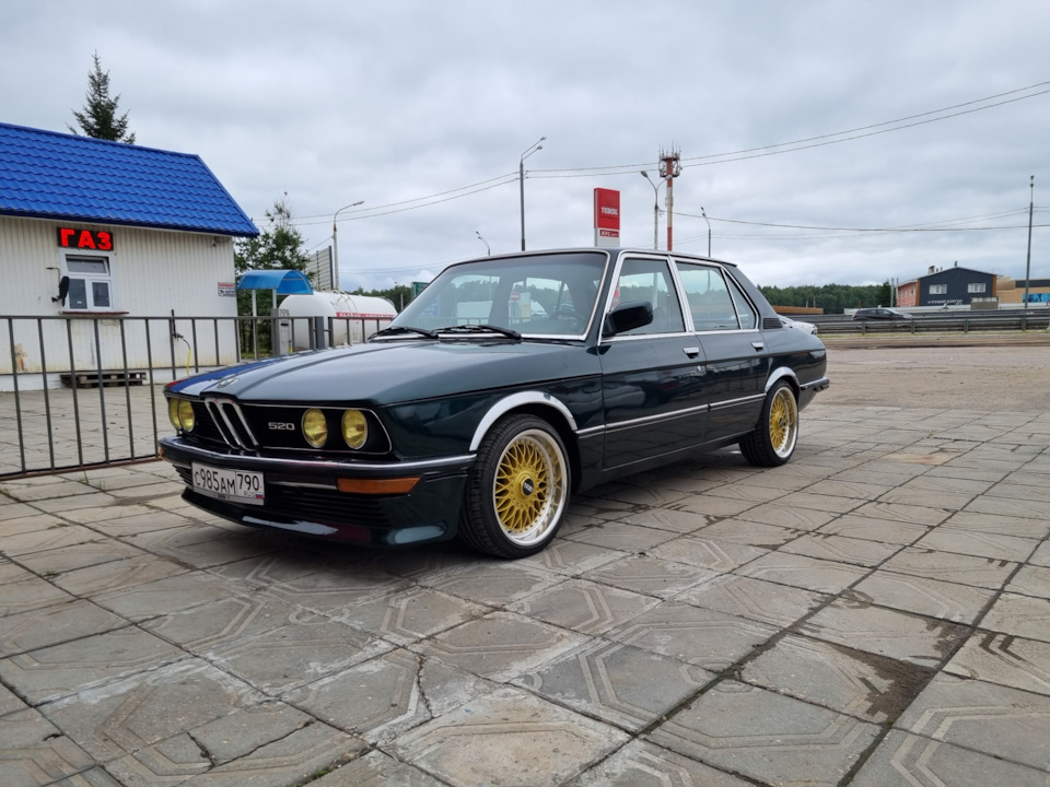 Фото — BMW 5 series (E12), 2 л, 1981 года | фотография | DRIVE2