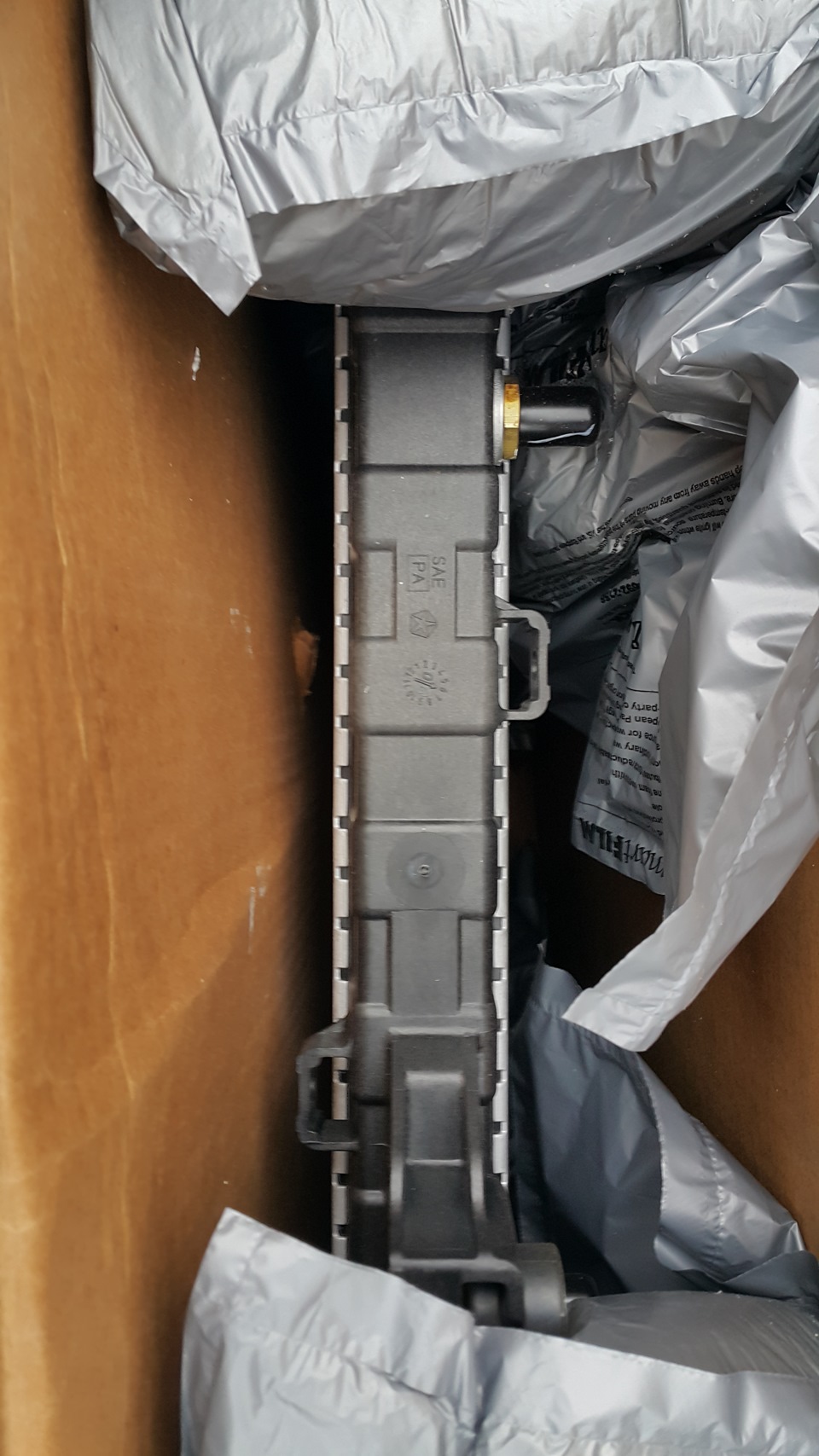 Продам оригинальный радиатор на WJ/WG 99-00 — Jeep Grand Cherokee (WJ ...