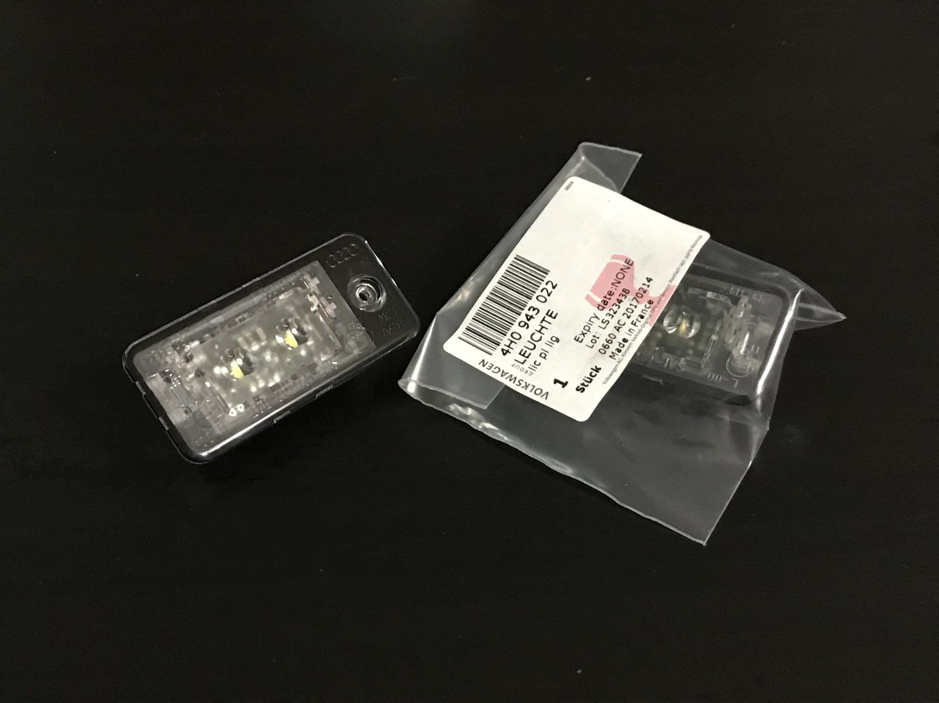 Замена подсветки номера на Led — Audi A6 (C6), 3 л, 2008 года ...