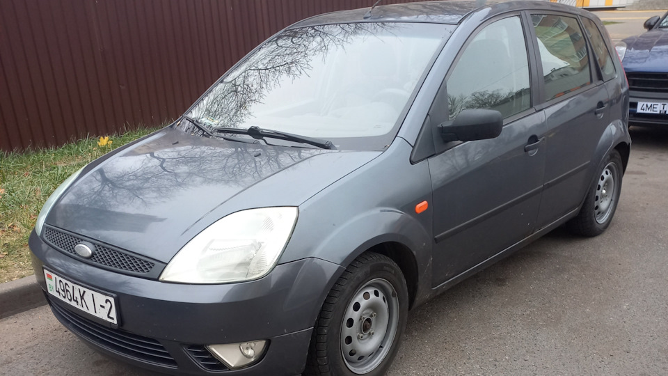 Старый добрый Eac fail — Ford Fiesta (Mk V), 1,4 л, 2003 года | своими ...