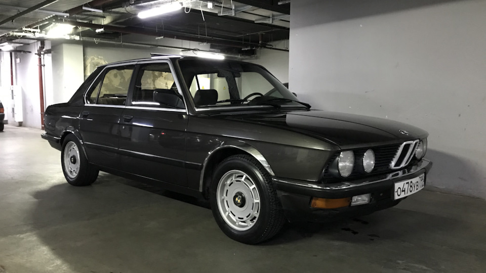 BMW 5 series (E28) 2.0 бензиновый 1984 | Zobelbraun Metallic на DRIVE2