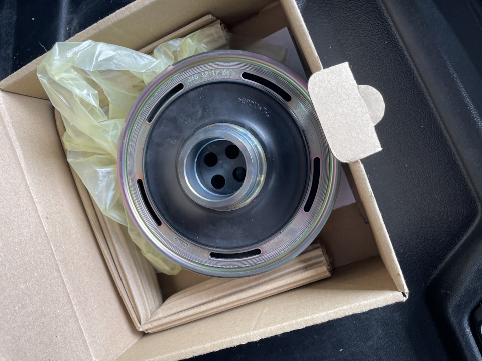 Железка с резинкой за 40к. Демпфер — BMW X2 (F39), 2 л, 2018 года ...