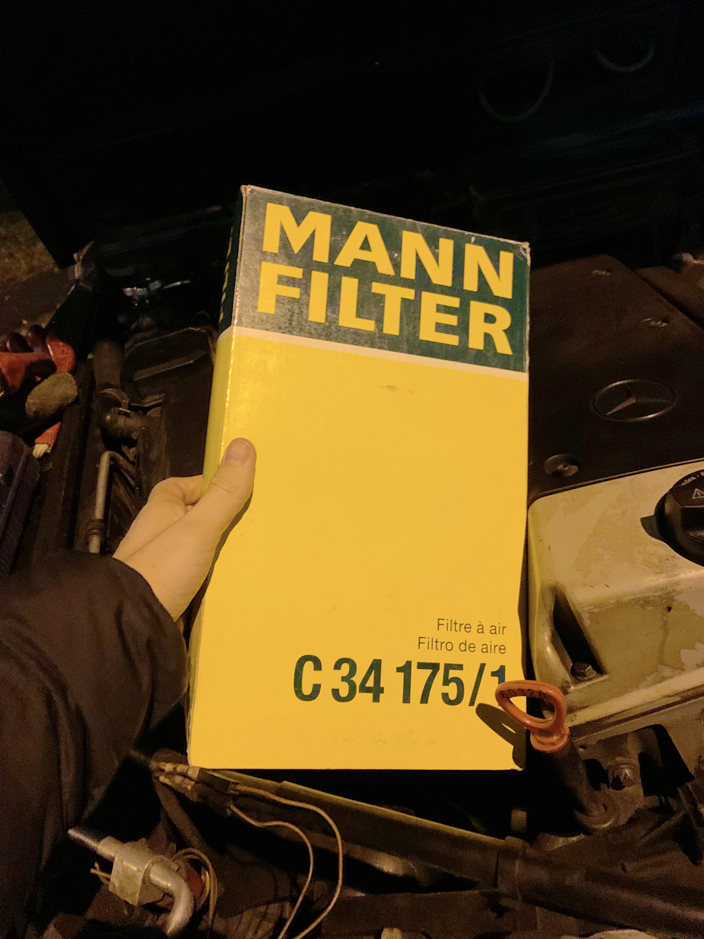 Воздушный фильтр — Mercedes-Benz G-Class (W463 1G), 3 л, 2000 года ...