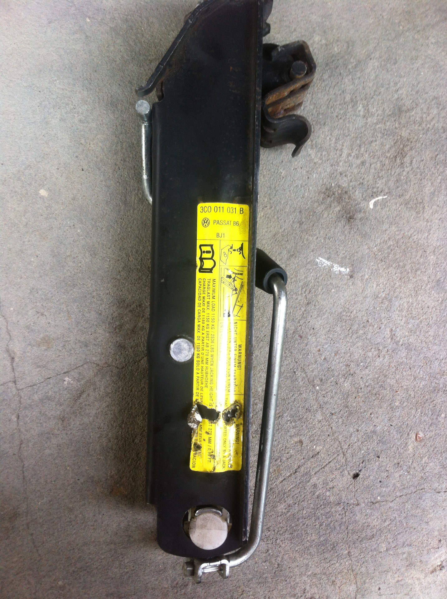 Покупка оригинального домкрата — Volkswagen Passat B6, 1,9 л, 2007 года ...
