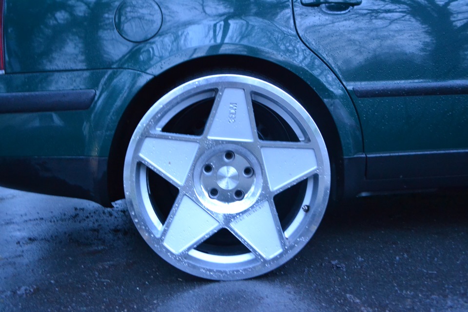 3SDM R19 8.5J, ET42. Диски на лето — Volkswagen Passat Variant (B5), 1 ...