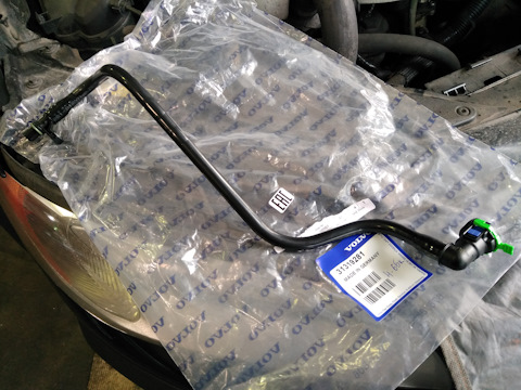 31319281 Трубка охлаждения масла АКПП Volvo | Запчасти на DRIVE2