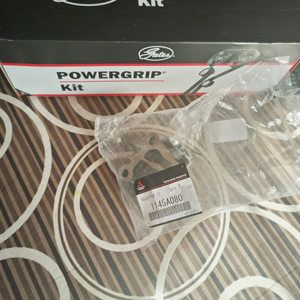 Близится ТО — Mitsubishi Outlander XL, 3 л, 2008 года | визит на сервис ...