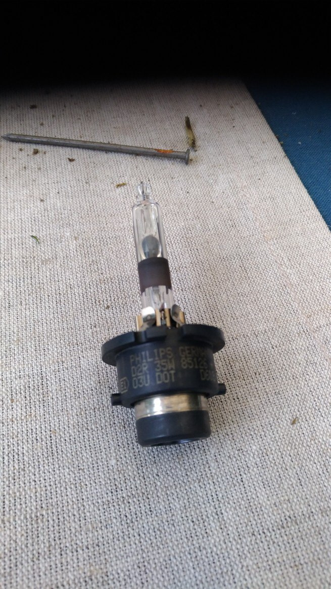 Лампочки D2R PHILIPS 85126+ — Volvo S60 (1G), 2,5 л, 2008 года ...