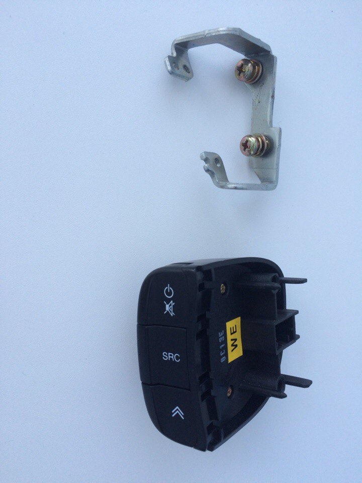 кнопки мне в руль)))) — Chevrolet Lacetti Sedan, 1,4 л, 2010 года ...