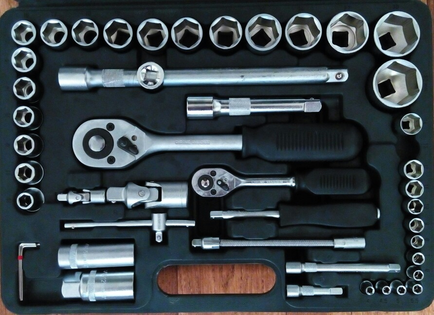 Набор инструмента. — Lada 21053, 1,5 л, 1991 года | аксессуары | DRIVE2