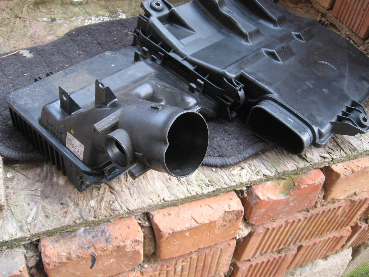 Исправил косячок на впуске — Mazda Verisa, 1,5 л, 2009 года | своими ...