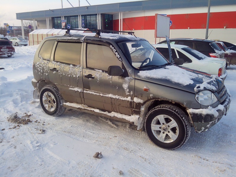 Багажник Шевроле Нива — Chevrolet Niva (1G), 1,7 л, 2005 года ...