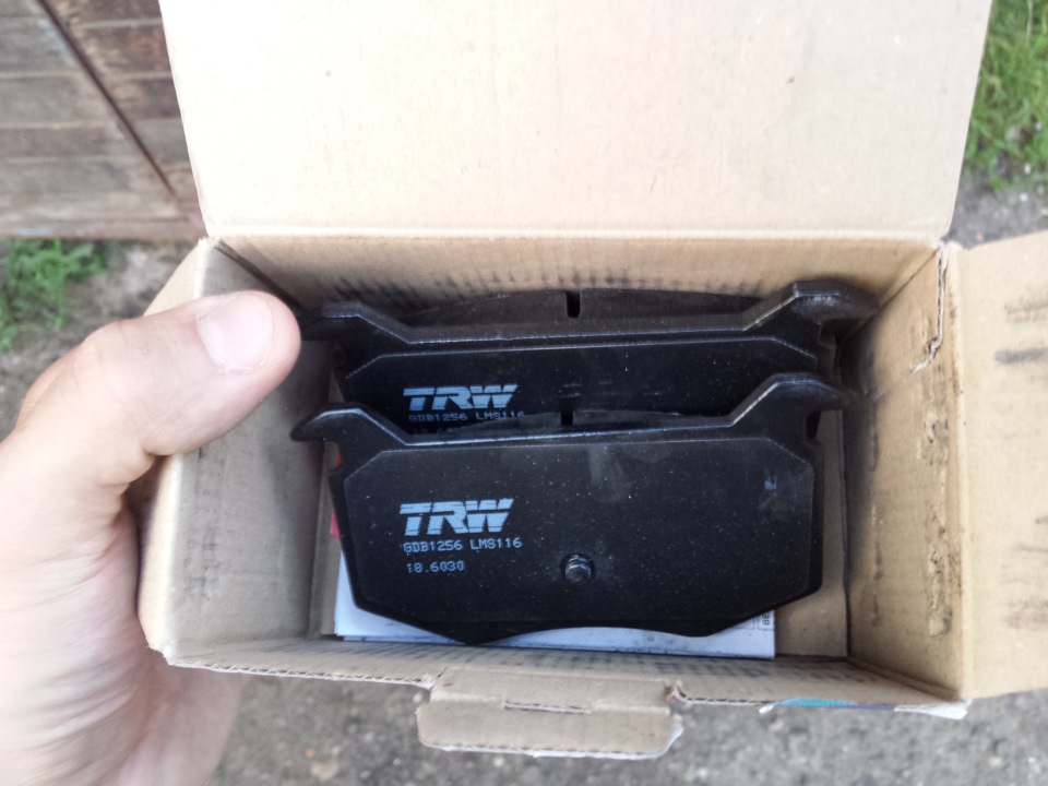 Колодки TRW — Москвич Святогор, 2 л, 1999 года | плановое ТО | DRIVE2