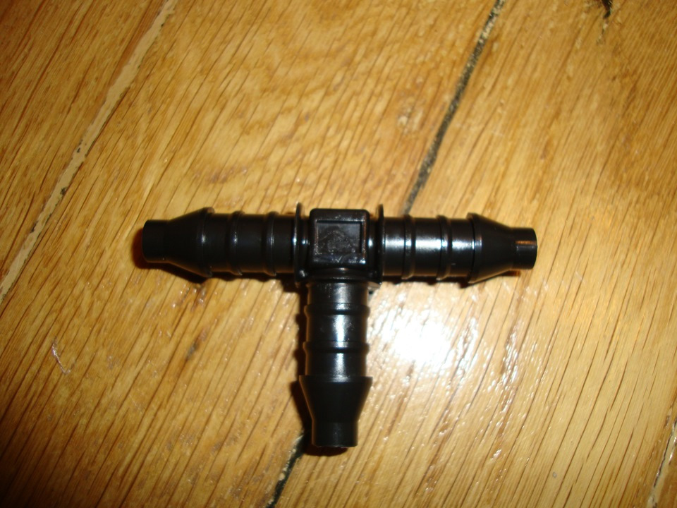 8D0955873 Тройник магистрали омывателя фар VAG | Запчасти на DRIVE2