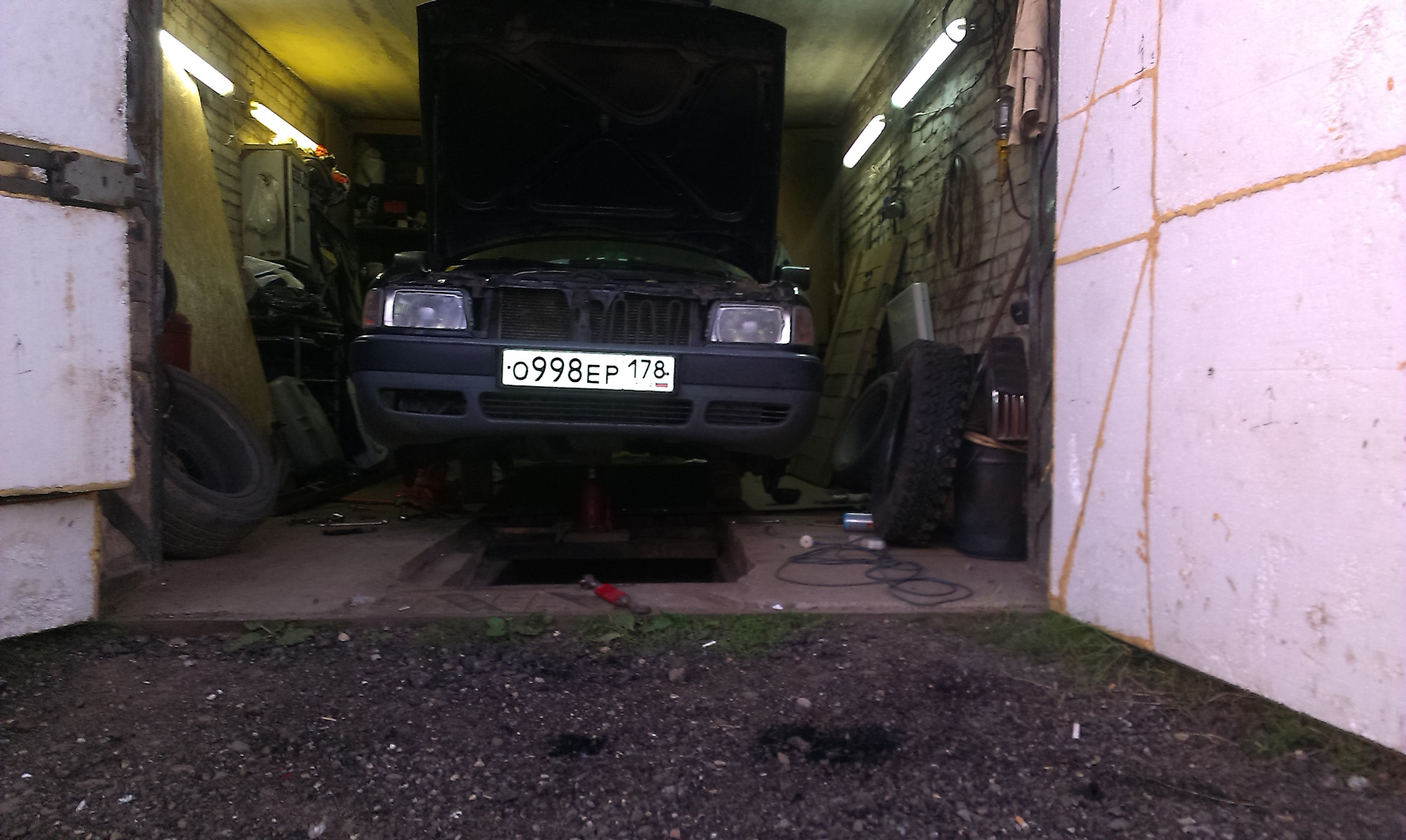 замена сайлентблоков рычагов и подрамника 2 0 — Audi 80 B4 2 л 1994