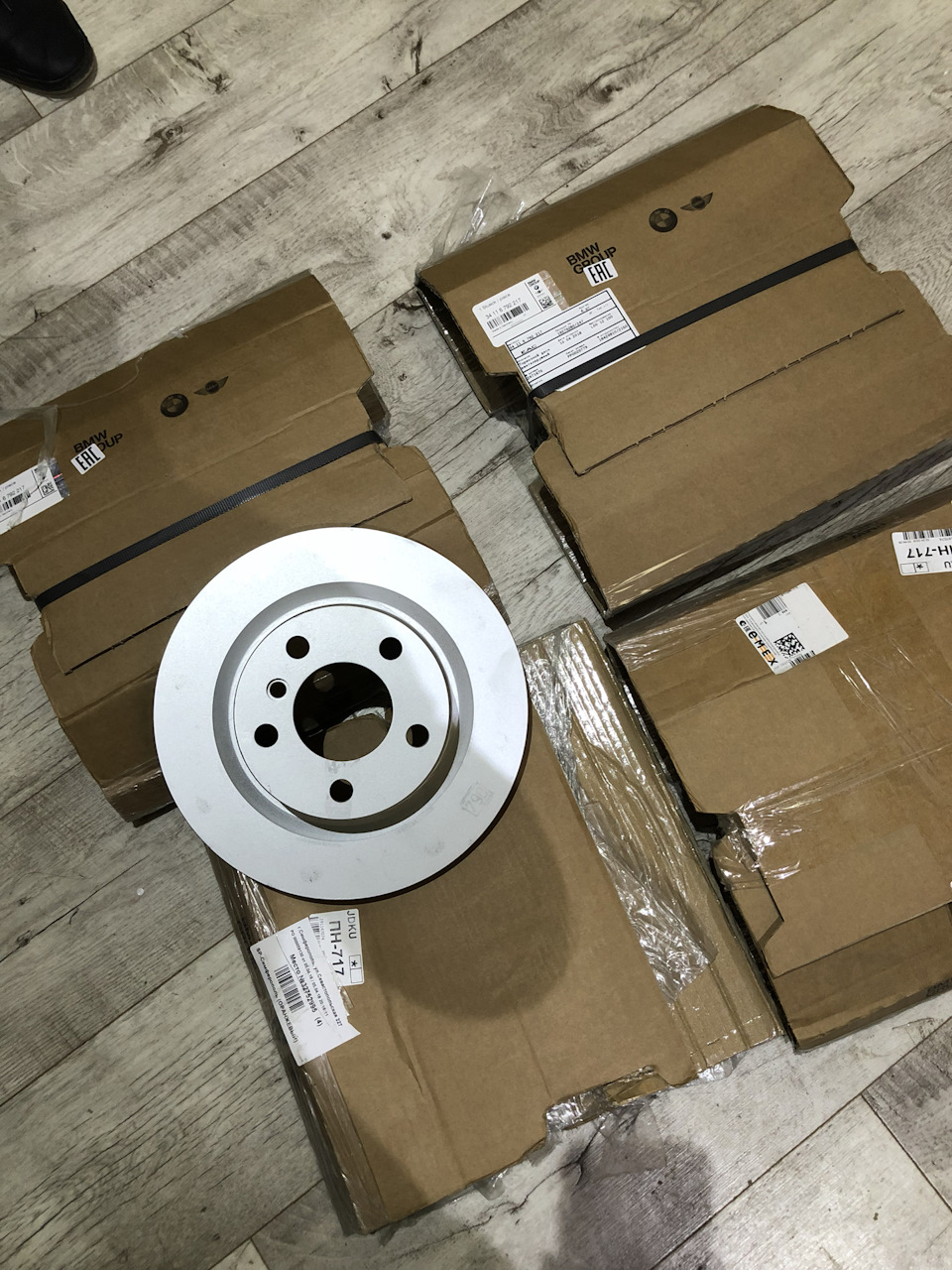 Тормоза — BMW 3 series (F30), 1,6 л, 2014 года | визит на сервис | DRIVE2