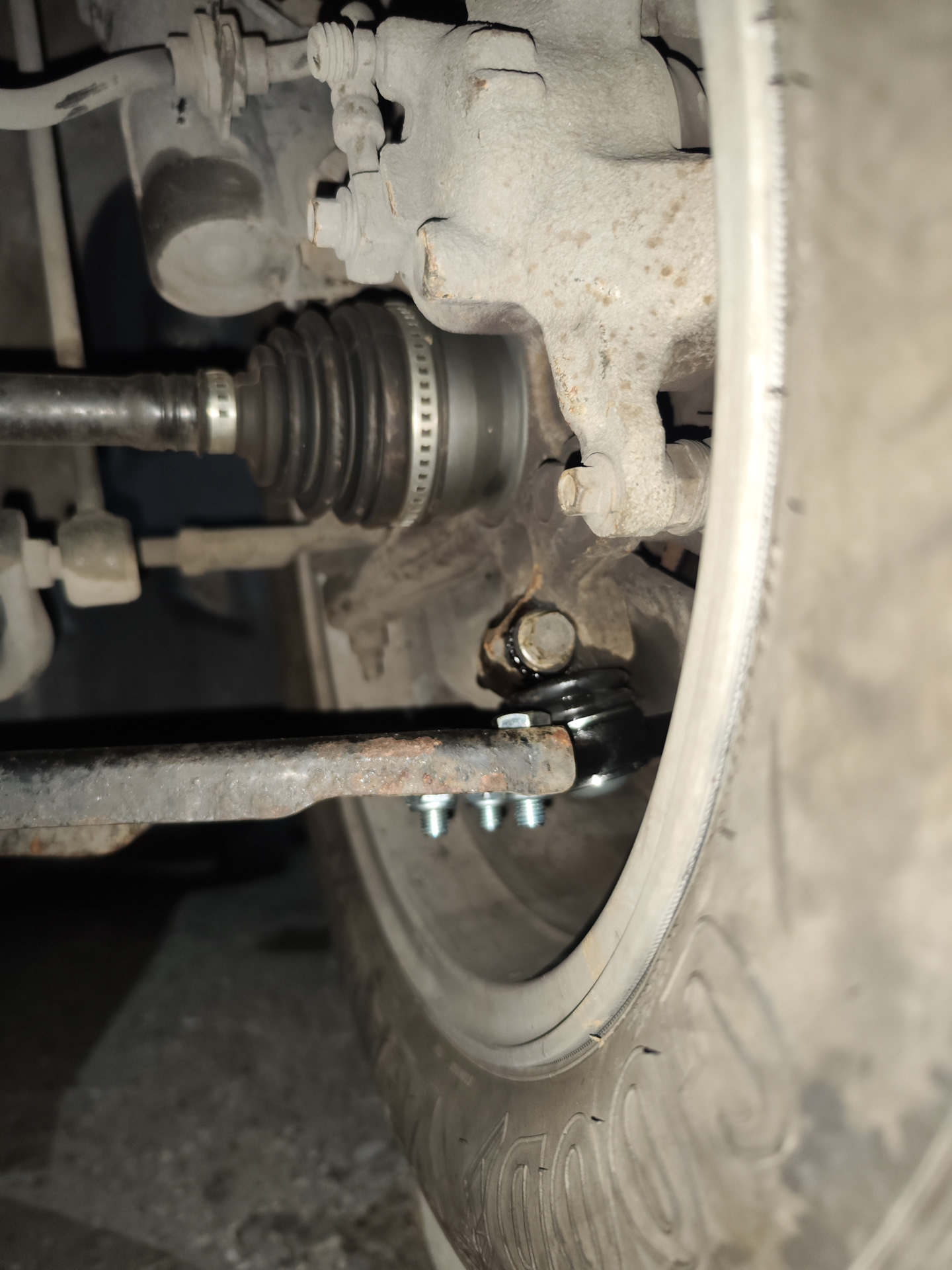 Замена зад правой ступицы GR1279 TRAFORD RING, шаровые опоры+сайлентблоки переднего рычага от ...