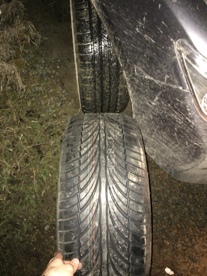 №105. Резина Riken Raptor ZR (245*35 R20) — Toyota Camry (XV50), 2 л ...