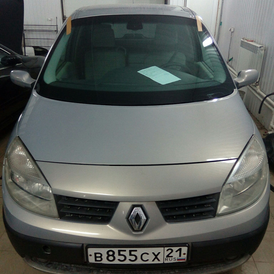 Новое стёклышко — Renault Scenic II, 1,9 л, 2003 года | расходники | DRIVE2