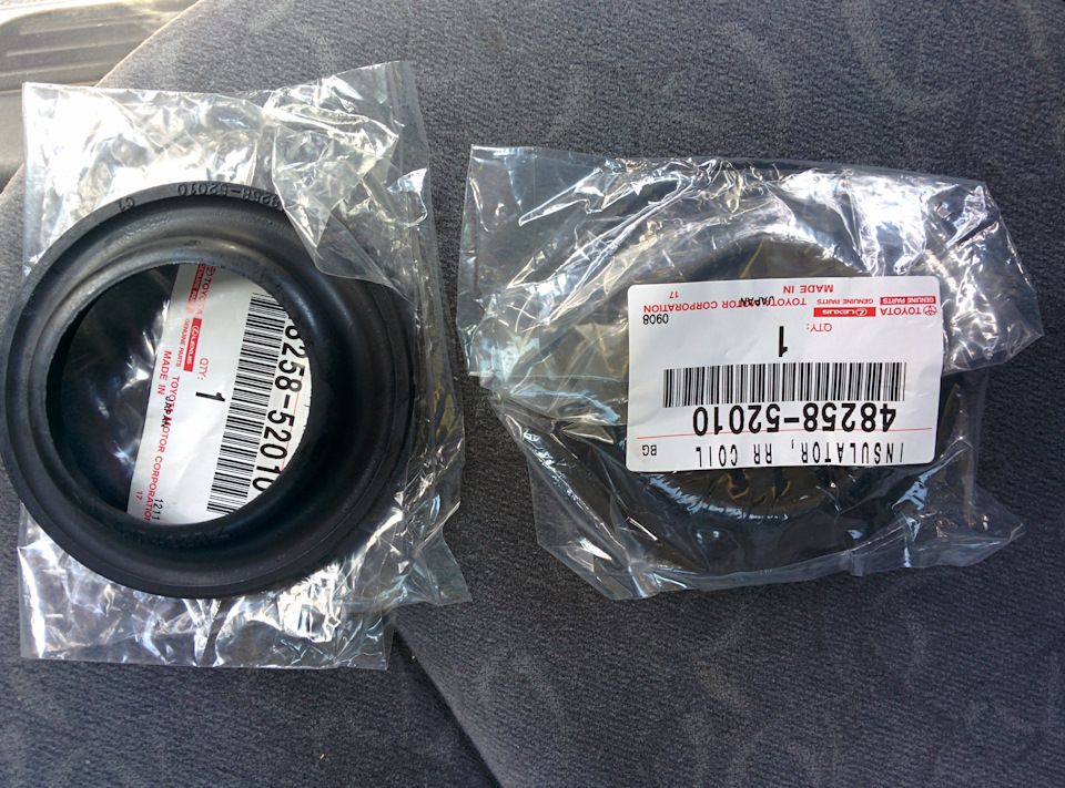 Замена пружин, изоляторов и задних сайленблоков. — Toyota Yaris (p1), 1 ...