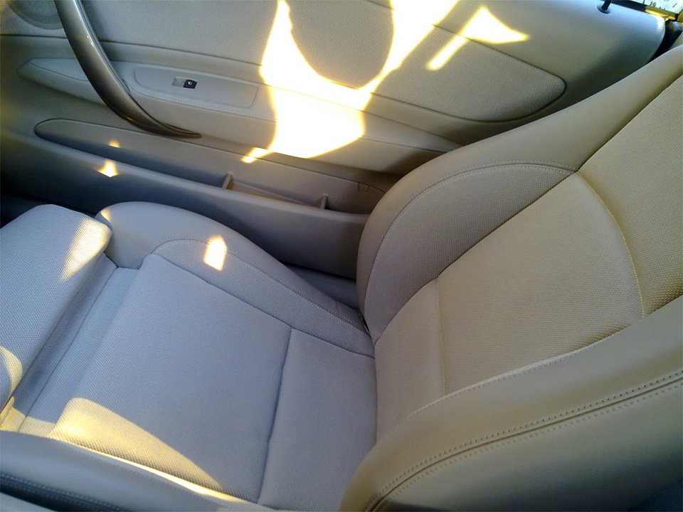 Чистка сидений оригинальными средствами — BMW 1 series Convertible (E88 ...