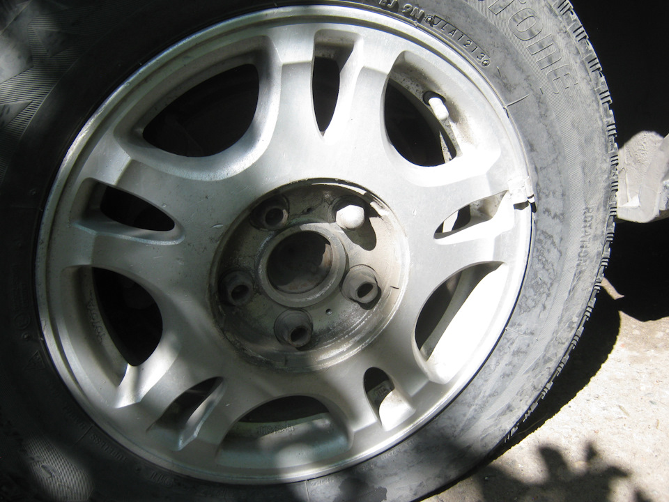 Колпаки на литые диски. — Toyota Camry Prominent (V30), 2 л., 1990 года ...