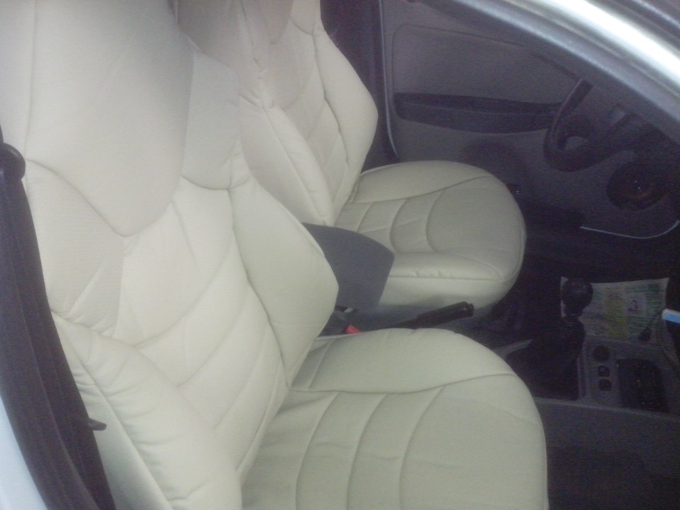чехлы экокожа made in Ростов — Lada Калина Универсал (1G), 1,4 л, 2011 ...