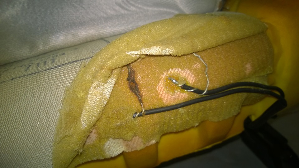 Чем склеить ткань попогрея? — Volvo 850, 2,5 л, 1992 года | своими ...