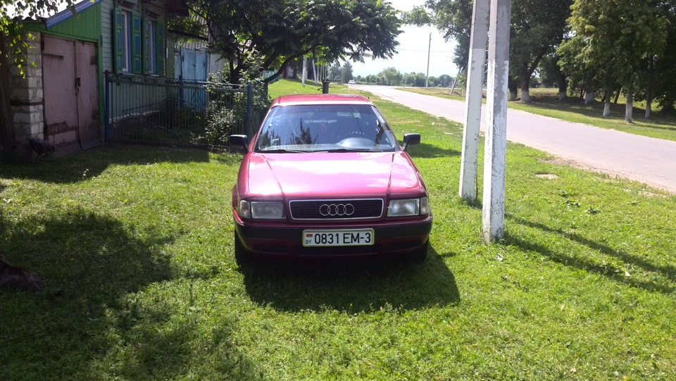 поездка на дачу мойка авто — Audi 80 B4 1 9 л 1994 года