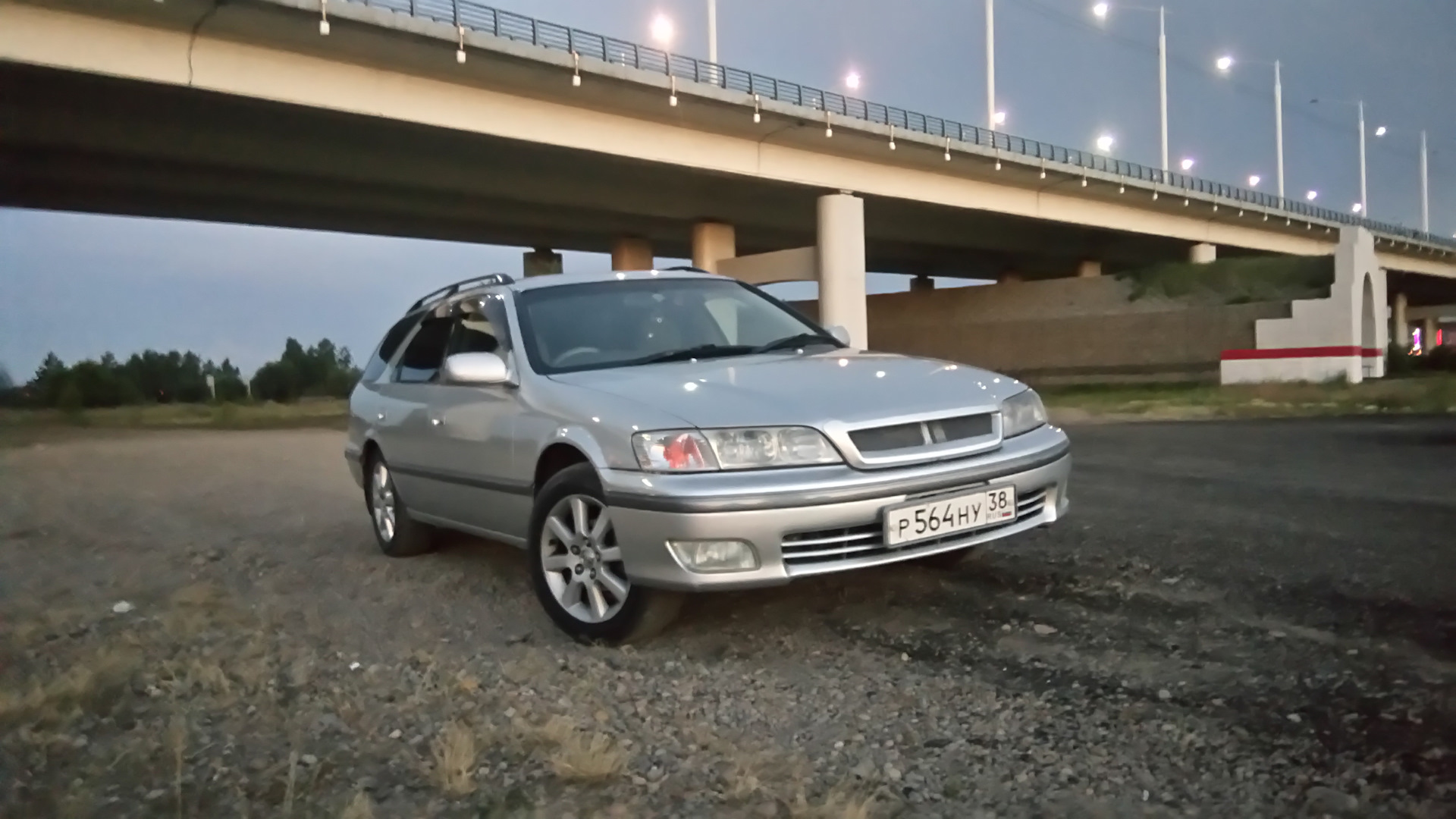 Toyota Mark II Qualis 2.2 бензиновый 1999 | на DRIVE2