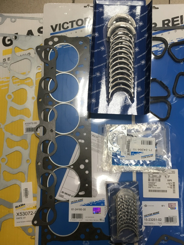 152325102 Комплект прокладок, крышка головки цилиндра VICTOR REINZ ...