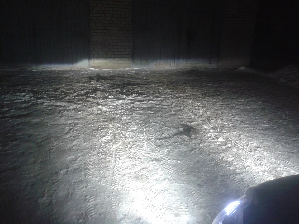 би линзы в птф или тест света) — Ford Focus Sedan II, 1,8 л, 2010 года ...