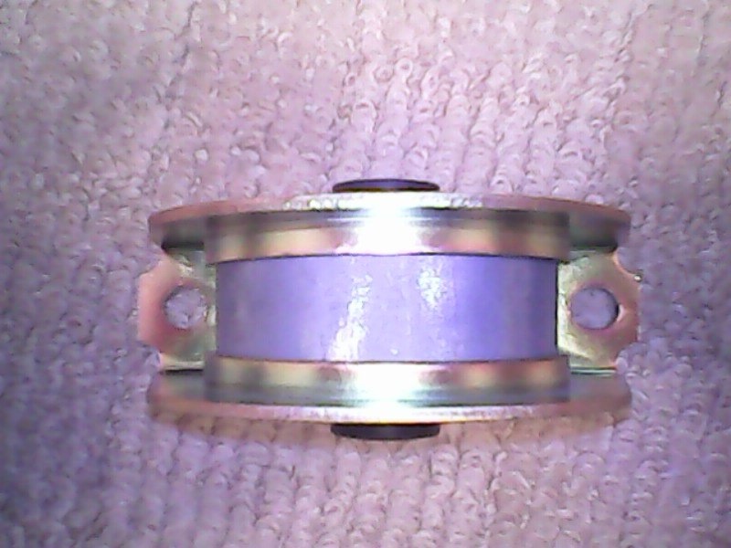 Доступные подушки MR 333578 и MR491479 — Mitsubishi Cedia, 1,8 л, 2001 ...