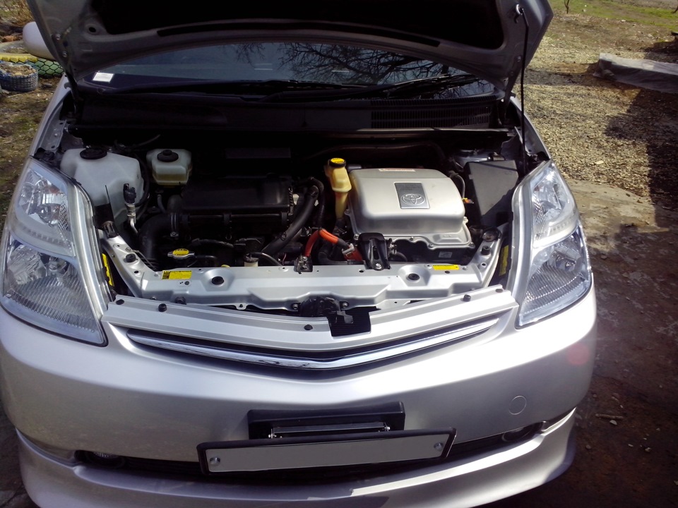 Рамка радиатора, облицовка пластиковая на радиатор — Toyota Prius (20 ...