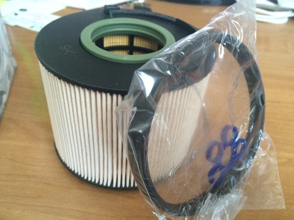 ЗАМЕНА ТОПЛИВНОГО ДИЗЕЛЬНОГО ФИЛЬТРА — Volkswagen Touareg (1G), 3 л ...