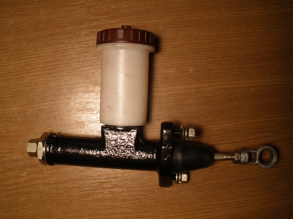 41).Главный сцепления цилиндр — ГАЗ 24, 2,5 л, 1977 года | плановое ТО ...