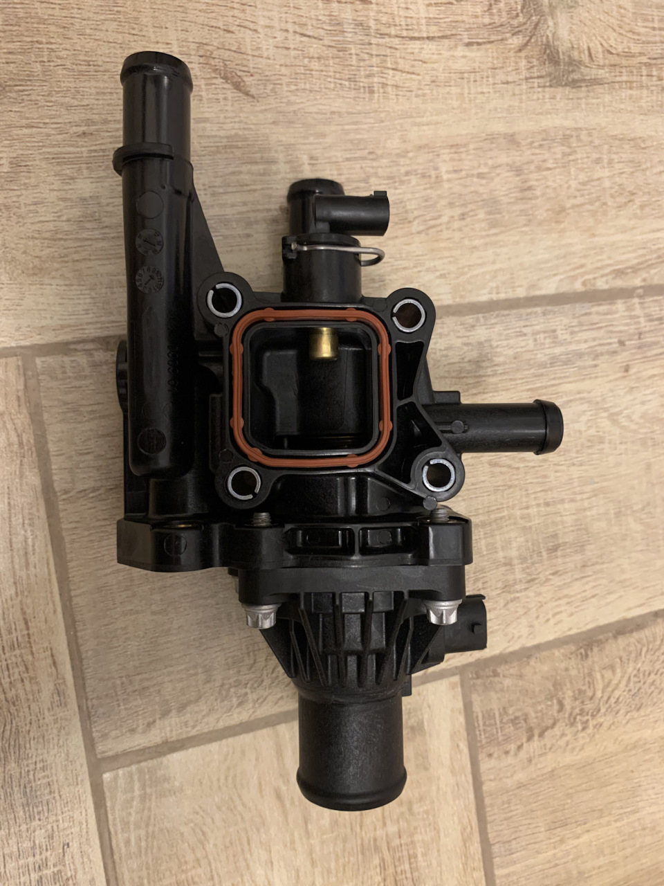 Корпус термостата из Германии, но это не точно… Помогите советом друзья ...