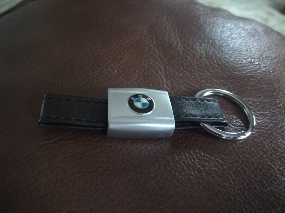 Брелок — BMW X5 (E70), 3 л, 2007 года | аксессуары | DRIVE2