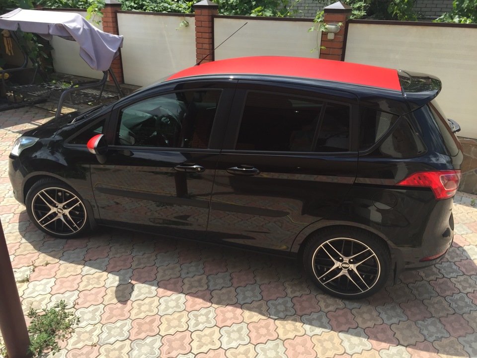 Пришла наконец резина!) — Ford B-Max, 1 л, 2013 года | колёсные диски ...