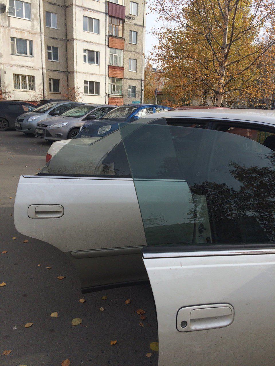 тонировка — Toyota Mark II (100), 2 л, 1999 года | стайлинг | DRIVE2
