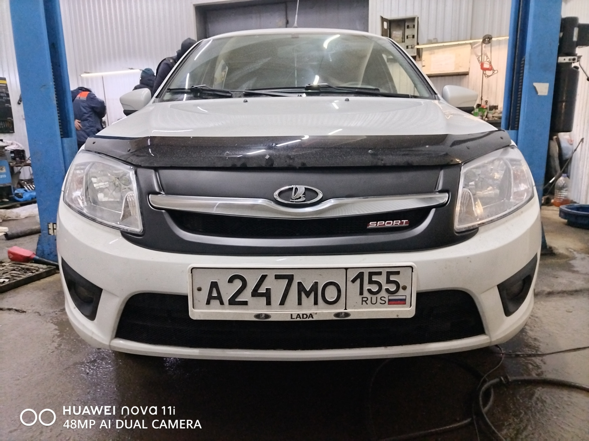 Решетка Гранта Спорт и сетка в бампер — Lada Гранта (1G), 1,6 л, 2015 ...