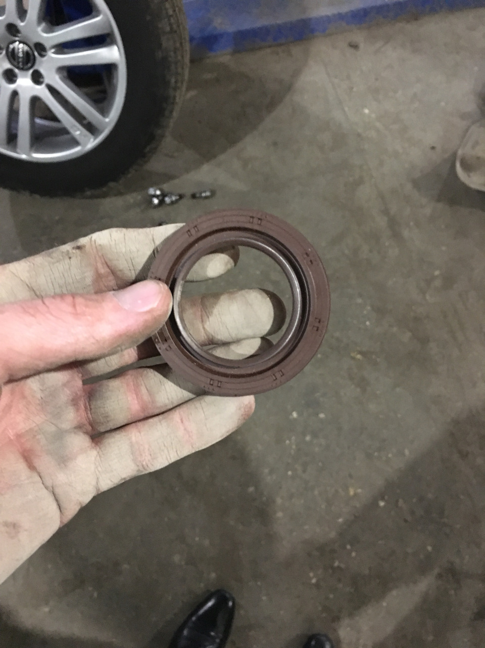 Замена сайлентов — Volvo XC90 (1G), 4,4 л, 2006 года | своими руками ...