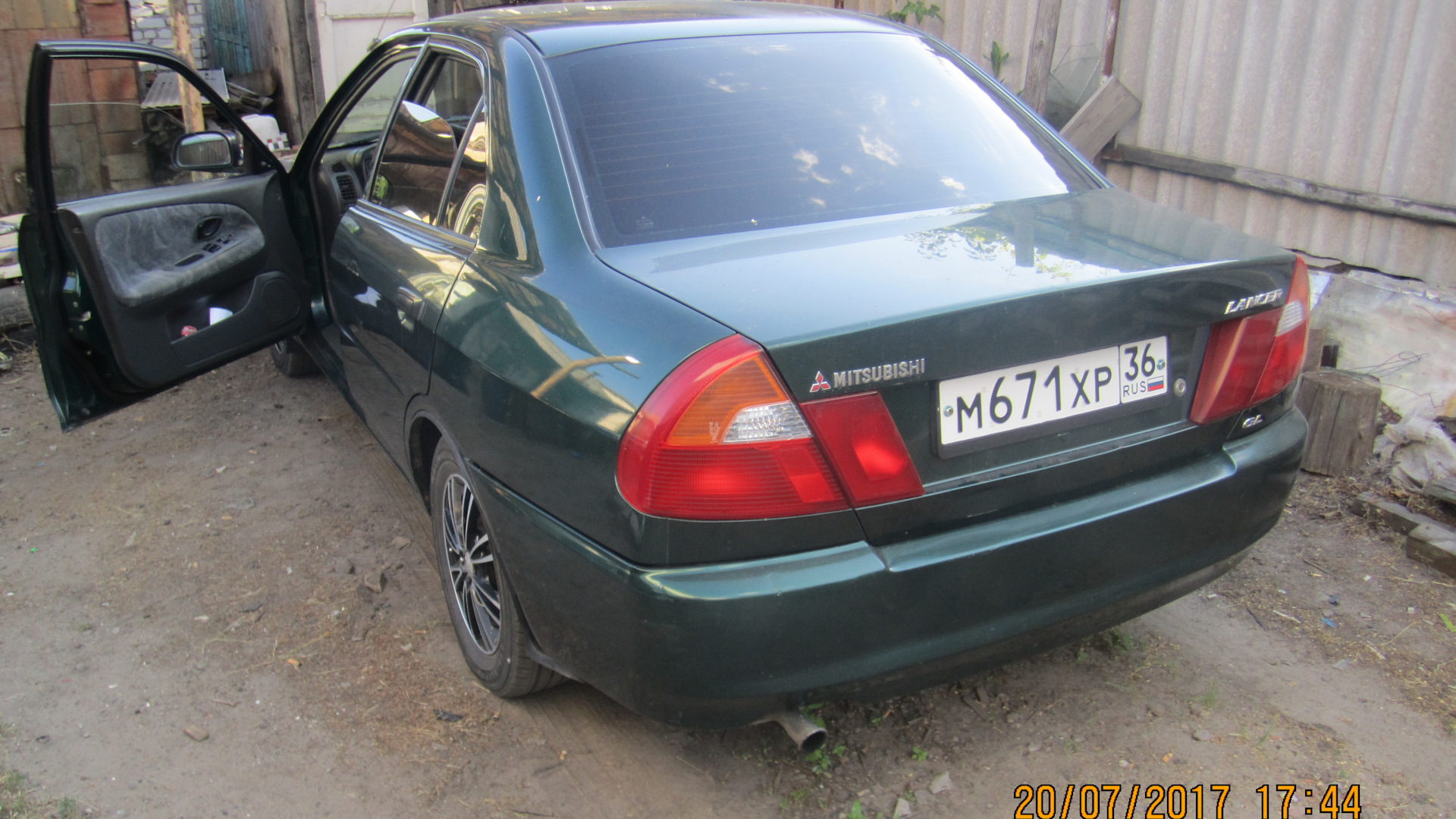 Mitsubishi Lancer VI 1.5 бензиновый 2000 | на DRIVE2